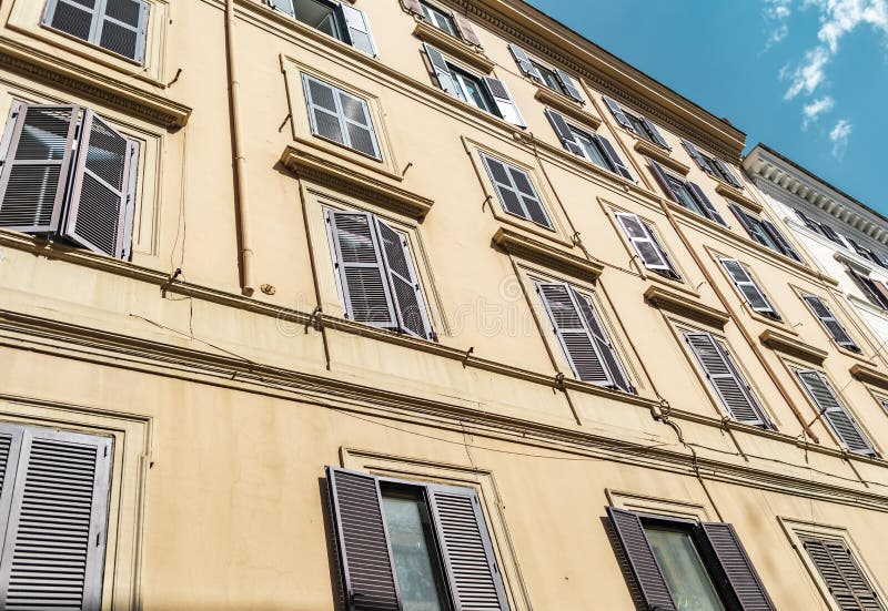 Traditional House Building Architecture in Rome Italy Stock Photo ...