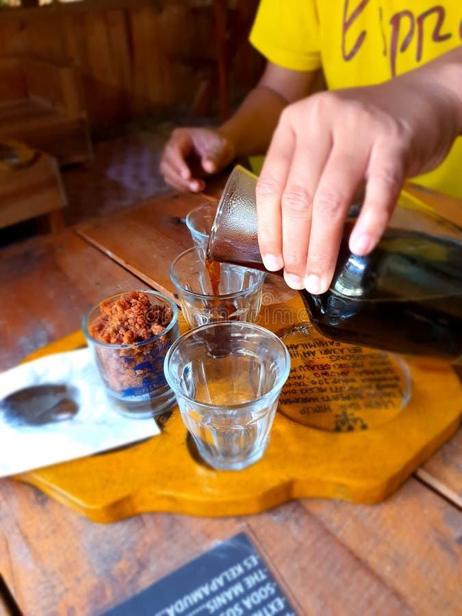 Traditional Indonesia Coffee Editorial Photography - Image of drink ...