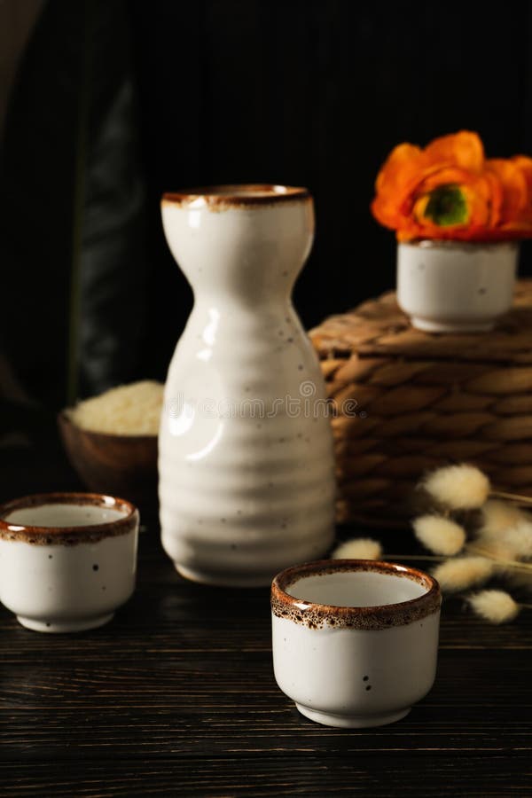 Traditional Japanese Alcoholic Drink - Sake, Traditional Asian Drinks ...