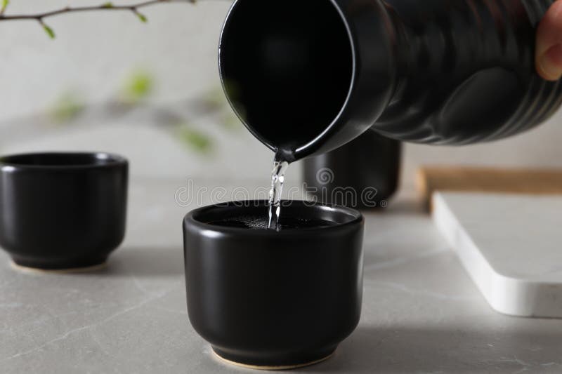 Traditional Japanese Alcoholic Drink - Sake, Traditional Asian Drinks ...