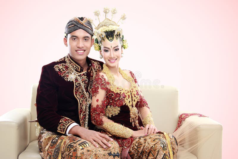 Traditional Java Wedding Couple Stock Photo - Image of jawa, portrait ...