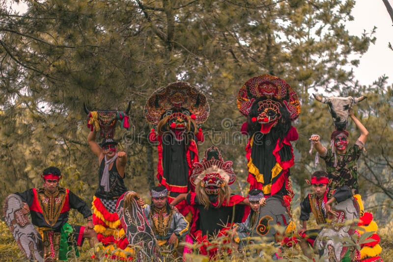 Traditional Javanesse Dance Jaranan Editorial Photography - Image of ...