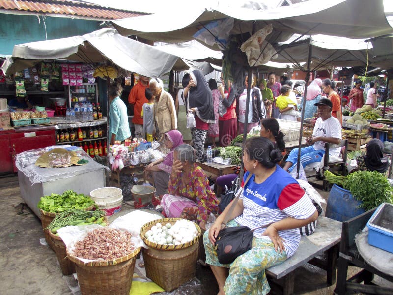 Traditional market editorial photo. Image of central - 73478761