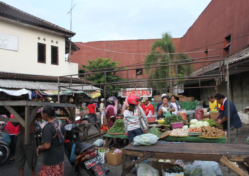 Traditional market editorial photography. Image of bazaar - 71907337