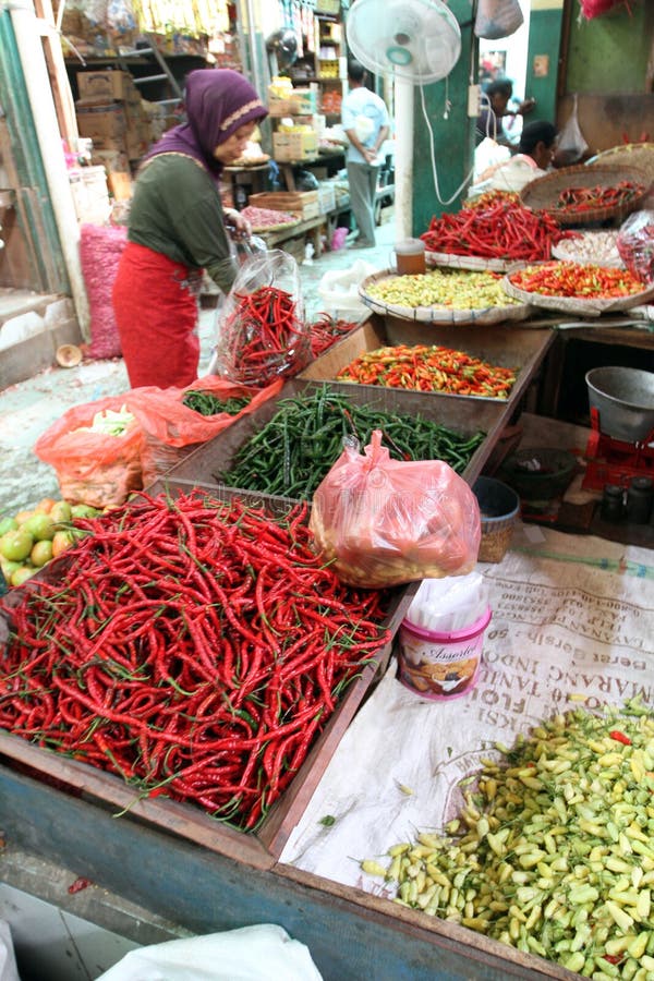Traditional market editorial photography. Image of market - 32794137