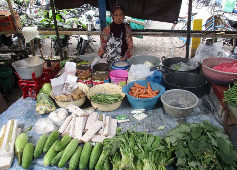 Traditional market editorial photo. Image of market, food - 70252826