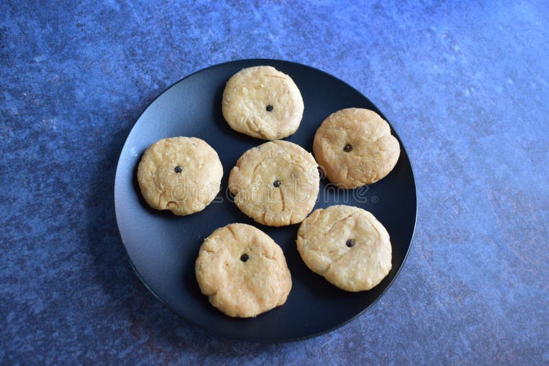 Traditional Mathri stock image. Image of crackers, carom - 255627037