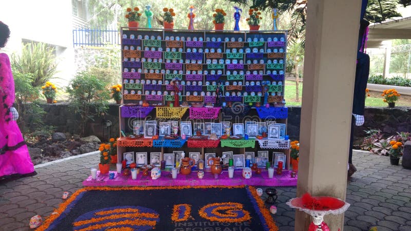 Traditional Mexican Ofrenda Editorial Stock Photo - Image of ...