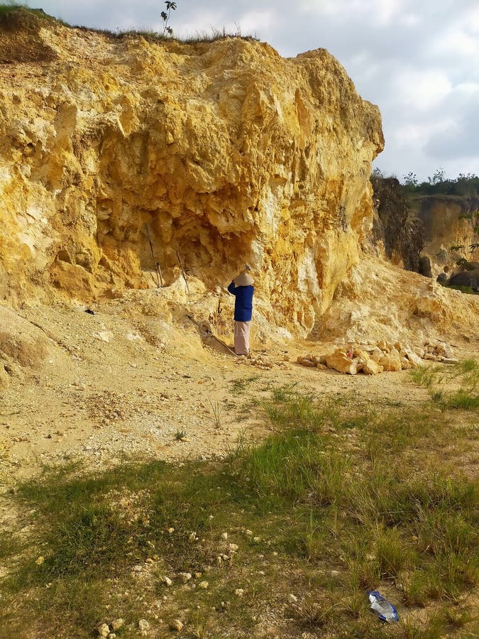 Traditional Mining & X28;miners& X29; Stock Image - Image of female ...