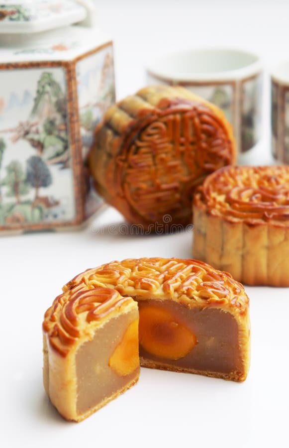Traditional Mooncake on Table Setting. Stock Image - Image of mooncake ...