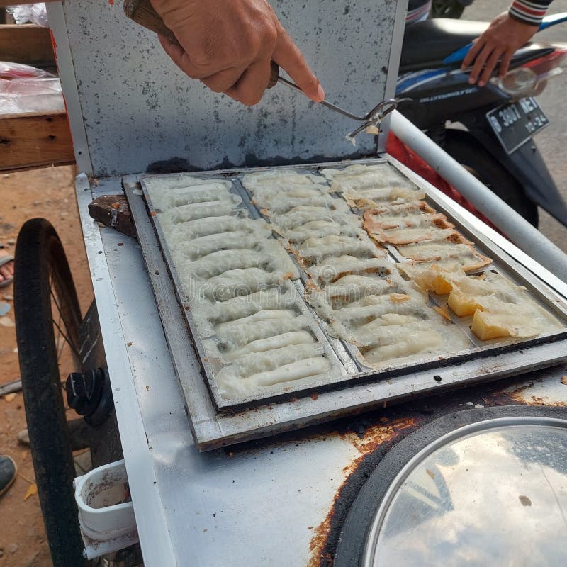 Traditional & X22;pancong& X22; Cake from Java, Indonesia, Which is ...