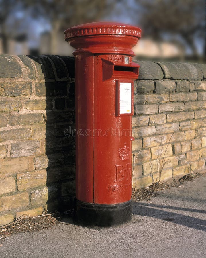 Traditional Red Royal Mail Pillar Box Stock Photo - Image of post ...