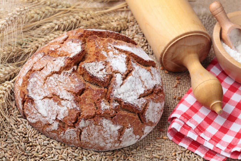 Traditional Round Rye Bread Stock Image - Image of seed, corn: 20238205