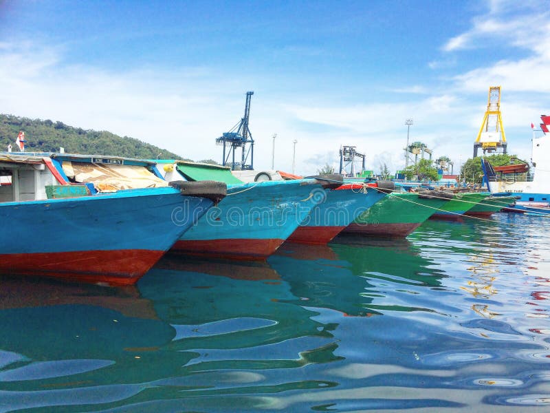 Traditional seaport editorial image. Image of infrastructure - 103578415