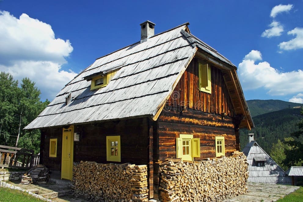 Traditional Serbian house stock image. Image of colors - 21376677