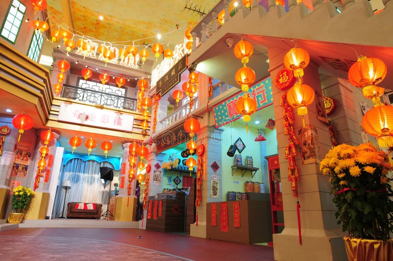 Traditional Shanghai Stores Editorial Photography - Image of ginseng ...