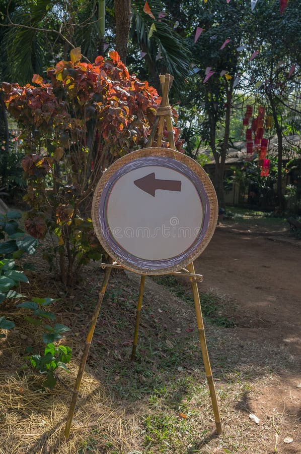 Traditional Blank Sign Post Stock Image - Image of thailand, built ...