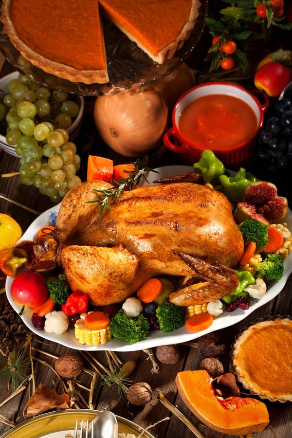Traditional Thanksgiving Fall Roasted Turkey Stock Image - Image of ...