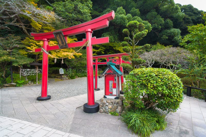 Japanese Torii Gate And The Stone Pathway In Zen Garden Stock Photo ...