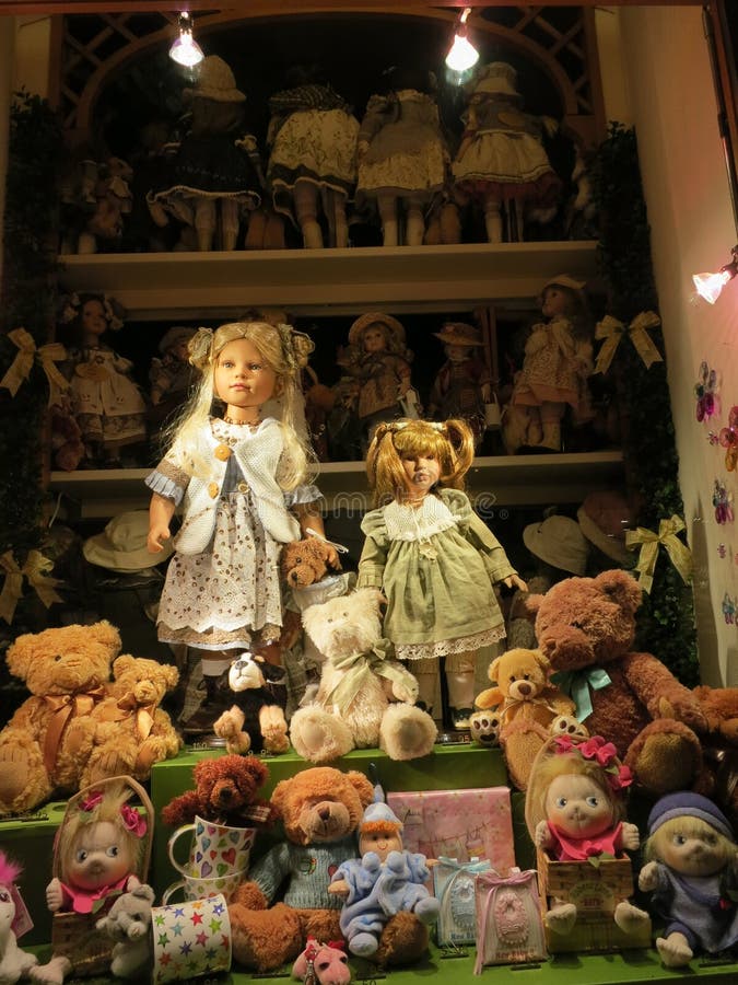 Traditional Toy Shop editorial photo. Image of europe - 26373656