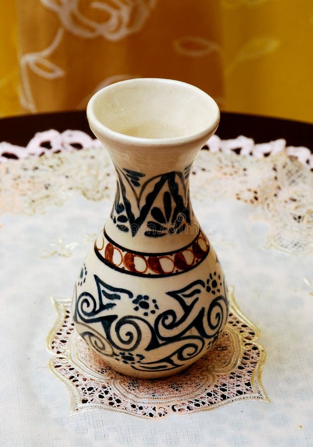 Traditional Vase Picture. Image: 3440237