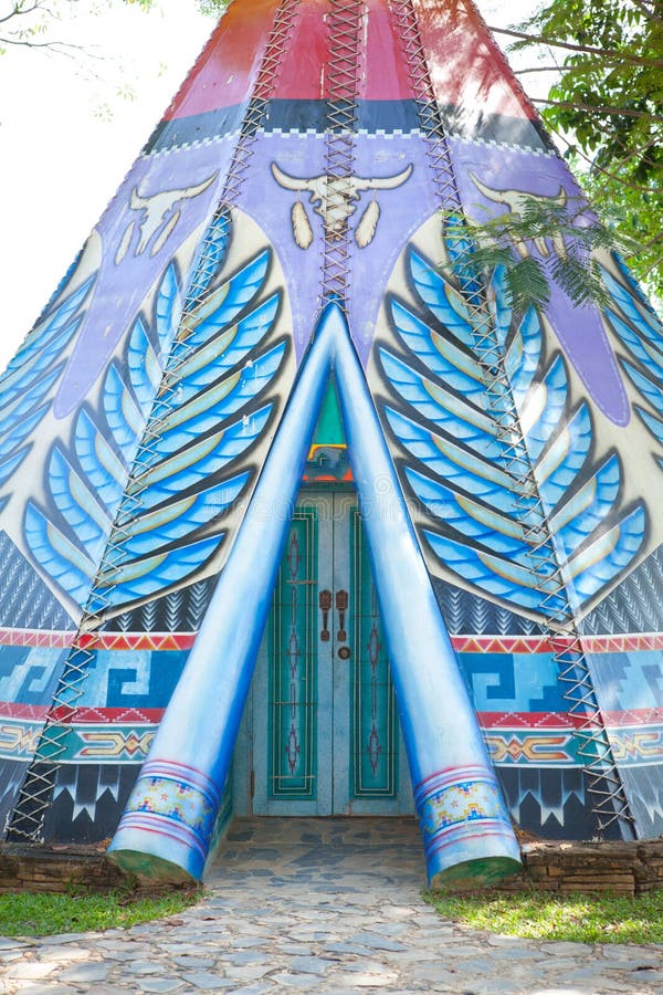 Traditional wigwams stock image. Image of canvas, camp - 28223663