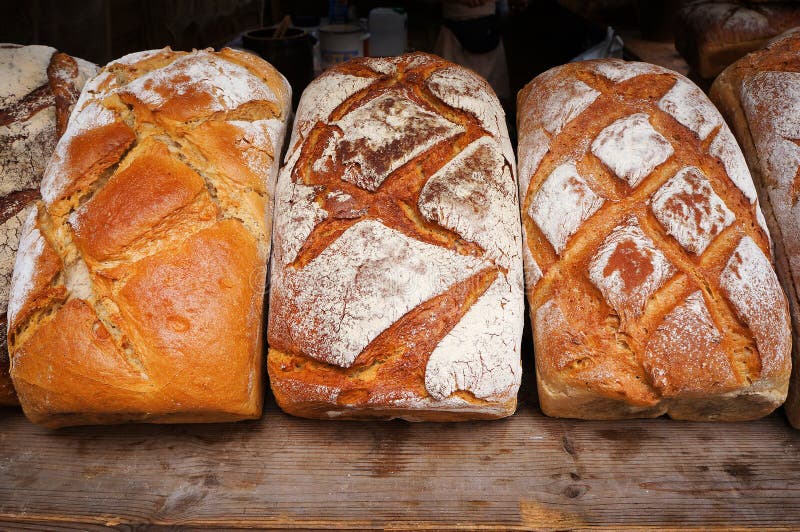 Traditioneel Gebakken Brood Stock Foto - Image of korrel, gdansk: 75300018