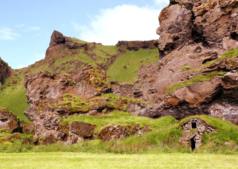Traditioneel Grashuis, IJsland Stock Foto - Image of huis, toerisme ...