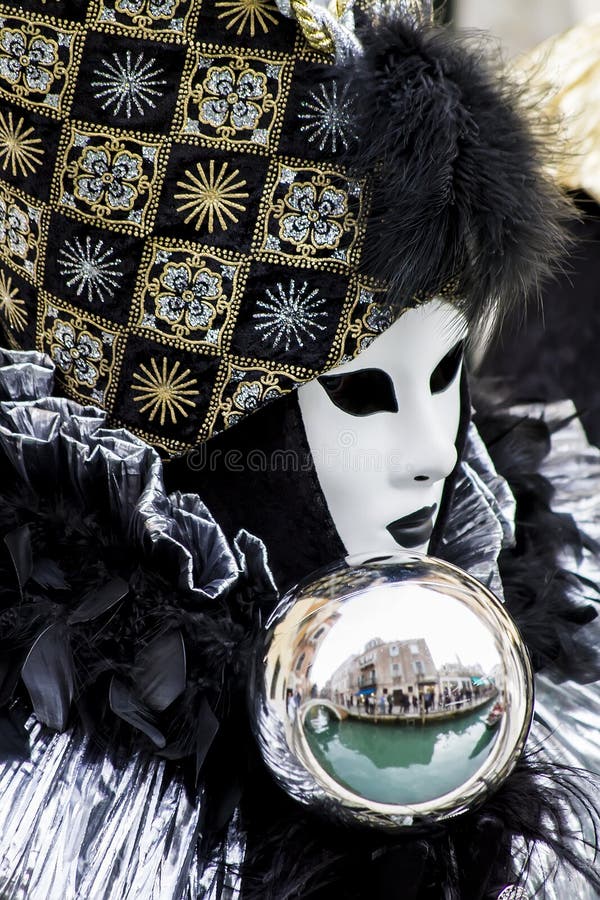 Traditioneel Venetiaans Carnaval Masker Redactionele Stock Foto - Image ...