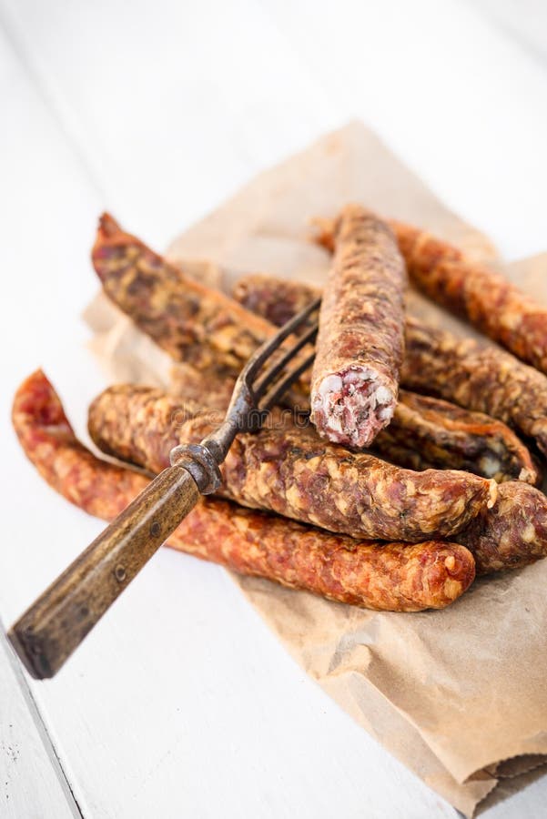 Traditionele Duitse Worsten Stock Afbeelding - Image of zwart ...