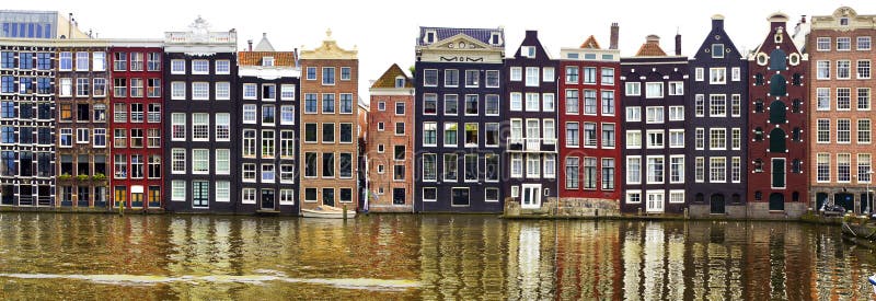Traditionele Huizen Van Amsterdam. Stock Afbeelding - Image of ...