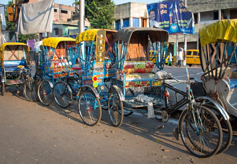 Traditionele Indische Riksja Redactionele Stock Foto - Image of mensen ...