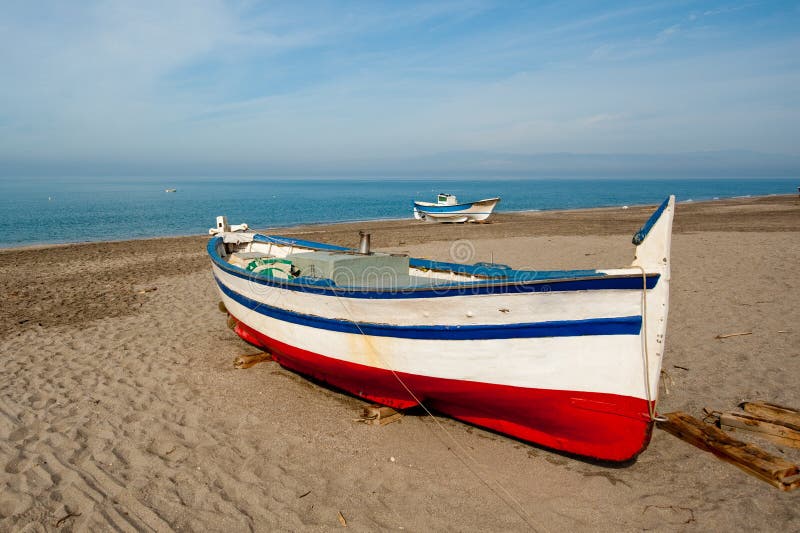 Traditionele Spaanse Vissersboot Stock Afbeelding - Image of almeria ...