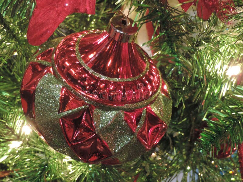Traditionell prydnad fotografering för bildbyråer. Bild av prydnad ...