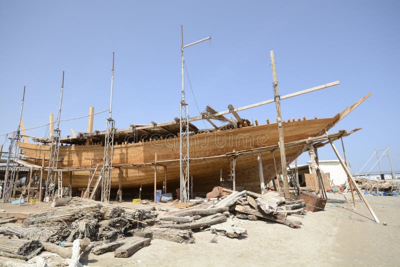 Traditioneller Schiffbau in Oman Stockbild - Bild von omanisch, sultan ...