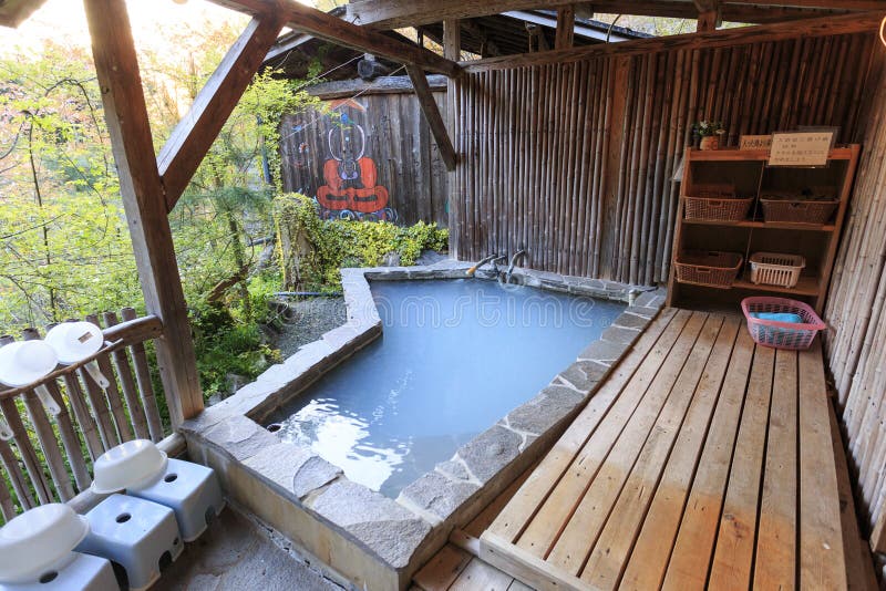 Traditionelles Japanisches Bad in Yamagawan Stockfoto - Bild von ...