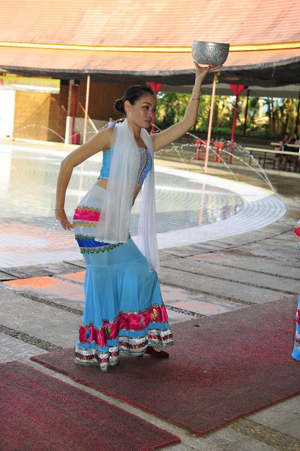 Traditonal Dai Dancing editorial stock photo. Image of show - 28874733