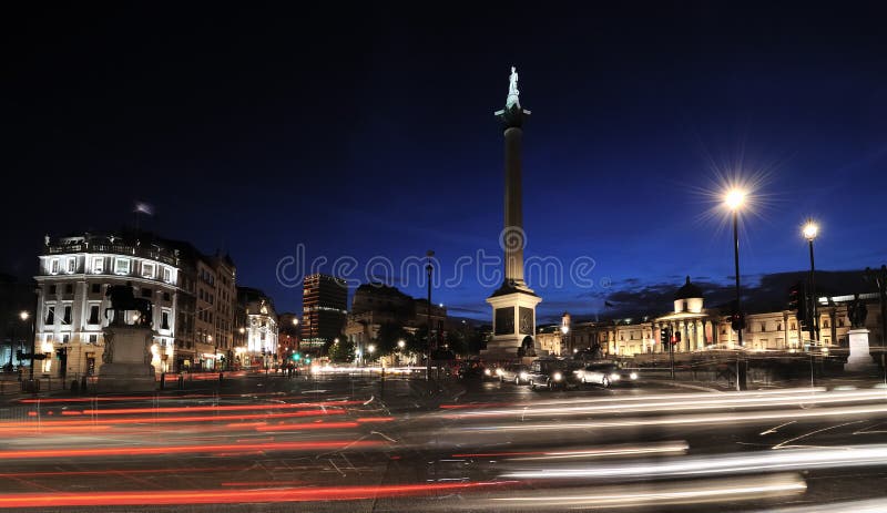 Trafalgar Square bei Nacht redaktionelles foto. Bild von eingebürgert ...