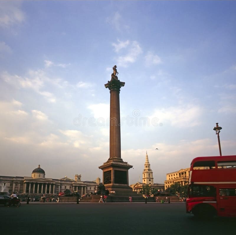 Trafalgar Square, London editorial photo. Image of traffic - 51868746