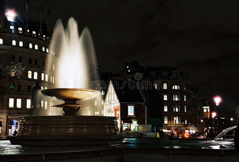 Trafalgar Square at night stock image. Image of english - 8302437