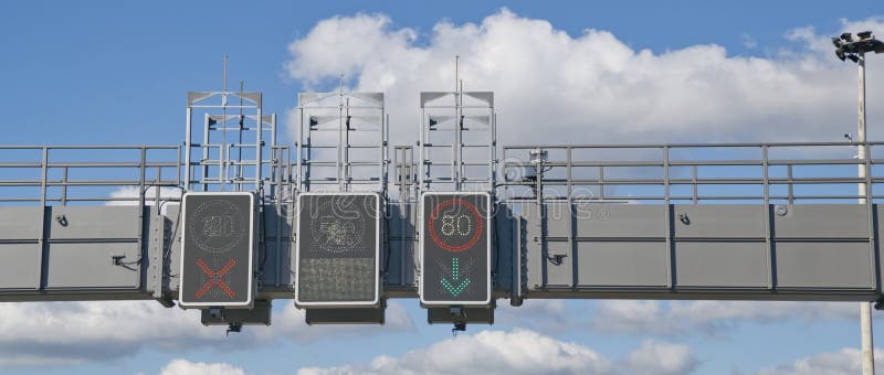 Traffic Control Signals Displaying Speed Limit and Lane Usage ...