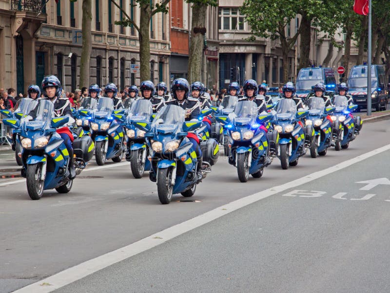 Traffic Cop Convoy editorial image. Image of convoy, driving - 26131230