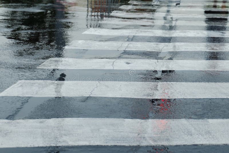 The Traffic Cross Road during the Rain Stock Image - Image of cross ...