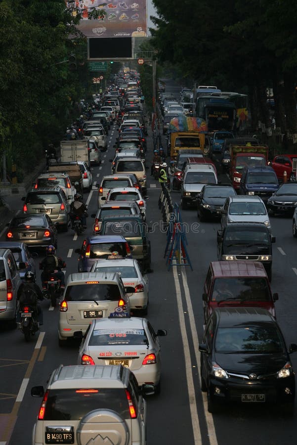 Traffic density editorial stock image. Image of road - 40385039