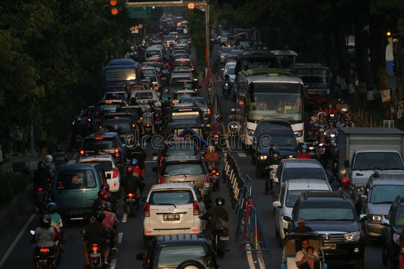 Traffic density editorial stock image. Image of road - 40385039