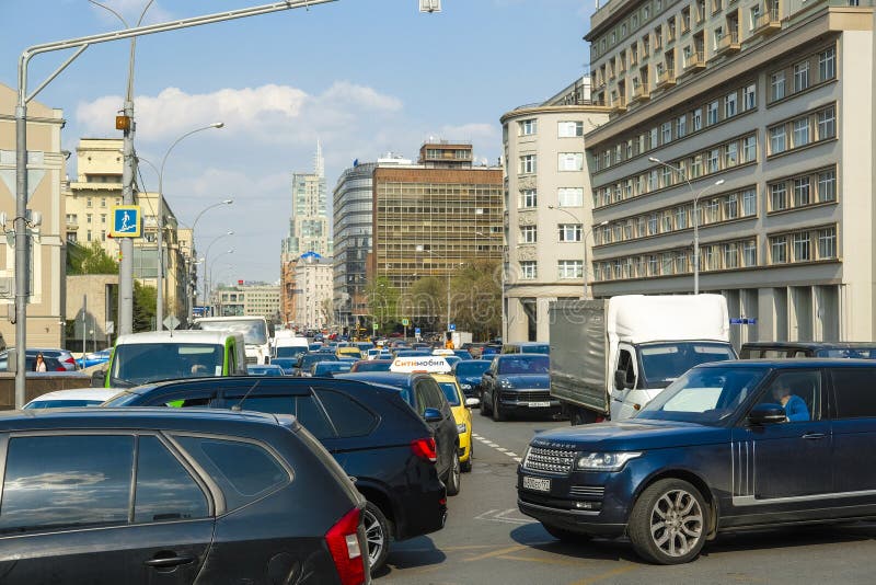 Traffic jam in Moscow editorial photo. Image of travel - 146316196