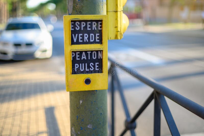 Traffic Light Box Where it Says in Spanish: Wait for Green and ...