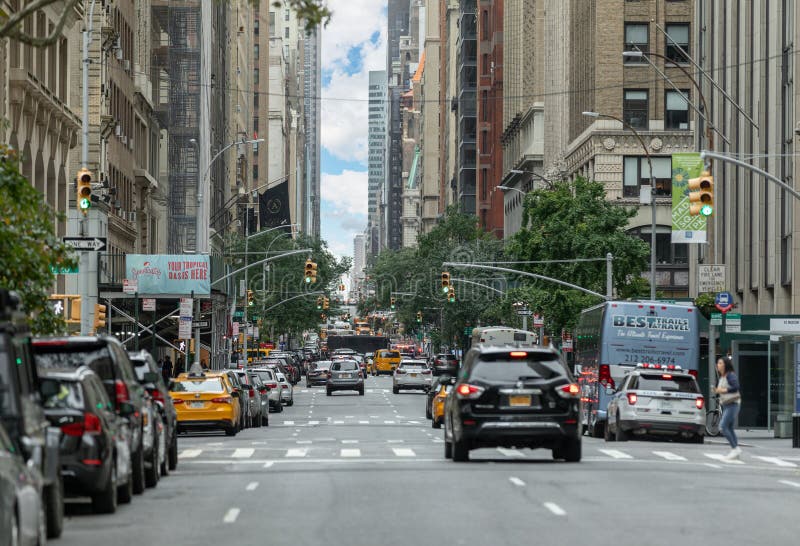 Traffic in Manhattan, NYC editorial photo. Image of business - 219417471