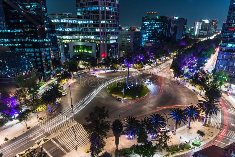 Traffic at Night editorial stock image. Image of night - 94150719