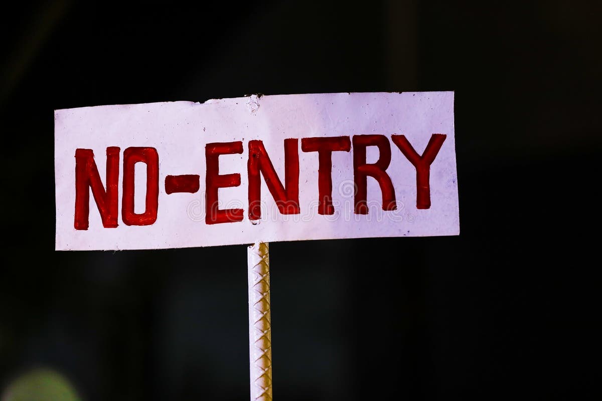 No Entry Board Traffic Sign Stock Photos - Free & Royalty-Free Stock ...